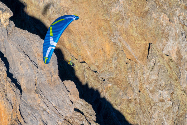 Ozone Magnum 4 Tandem Paraglider – Planet Paragliding